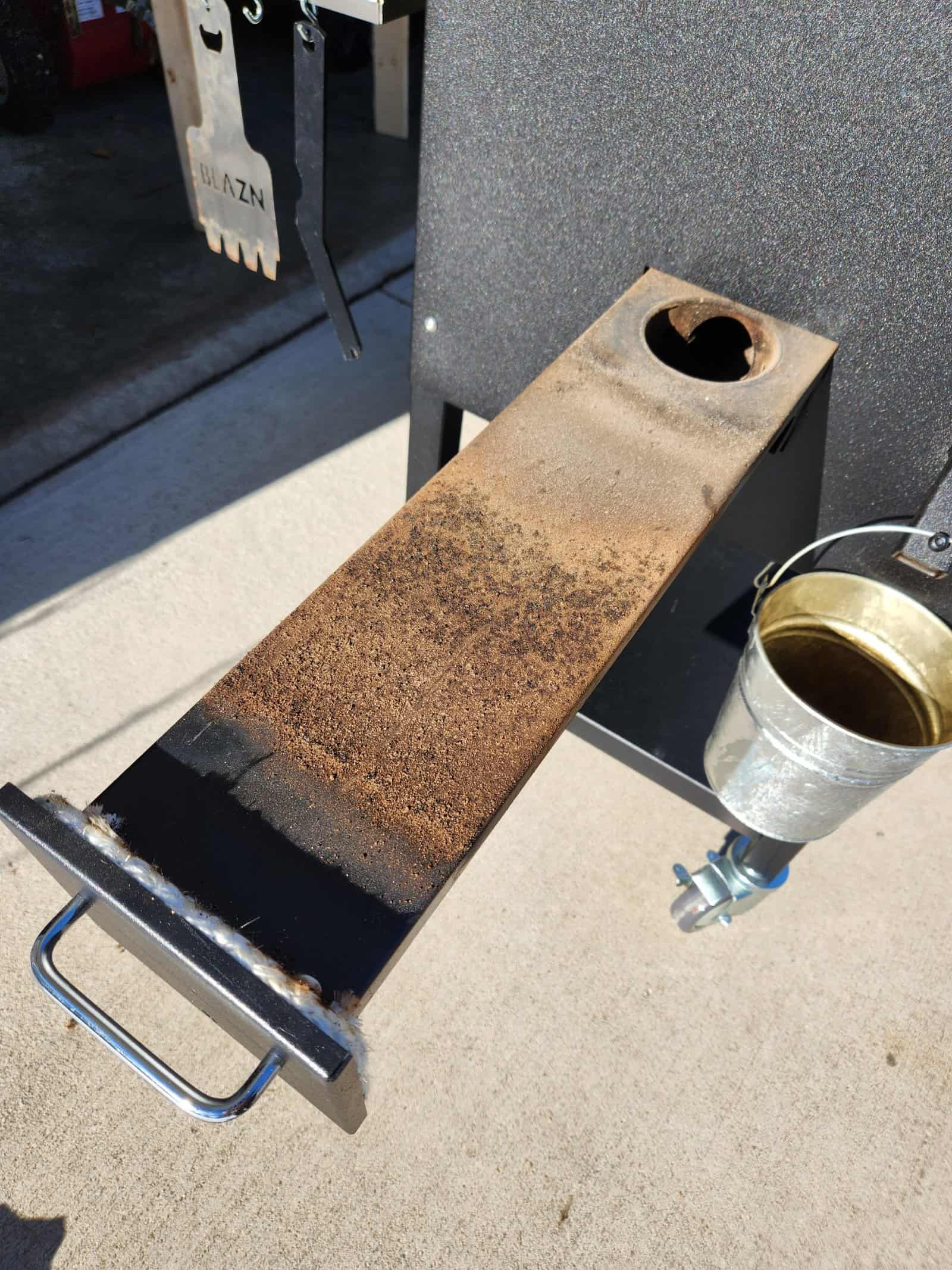 Blaz'n Grill Works Grid Iron Pellet Grill - Hands-on Review - The ...